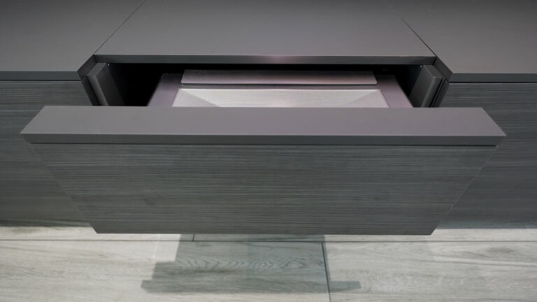 AV Motion - UST Integrated Cinema Solution